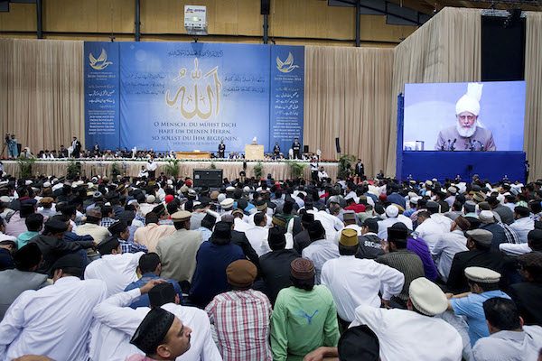 A Gathering of Peace | The Review of Religions