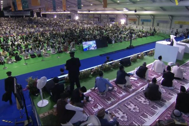 Welcoming Back Jalsa Salana UK | The Review of Religions