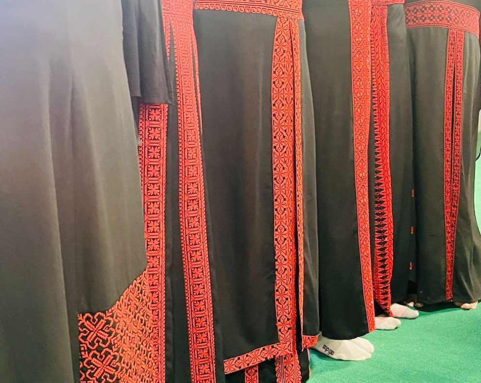 People of Jalsa - 'A Poem of the Promised Messiah Recited by a ...