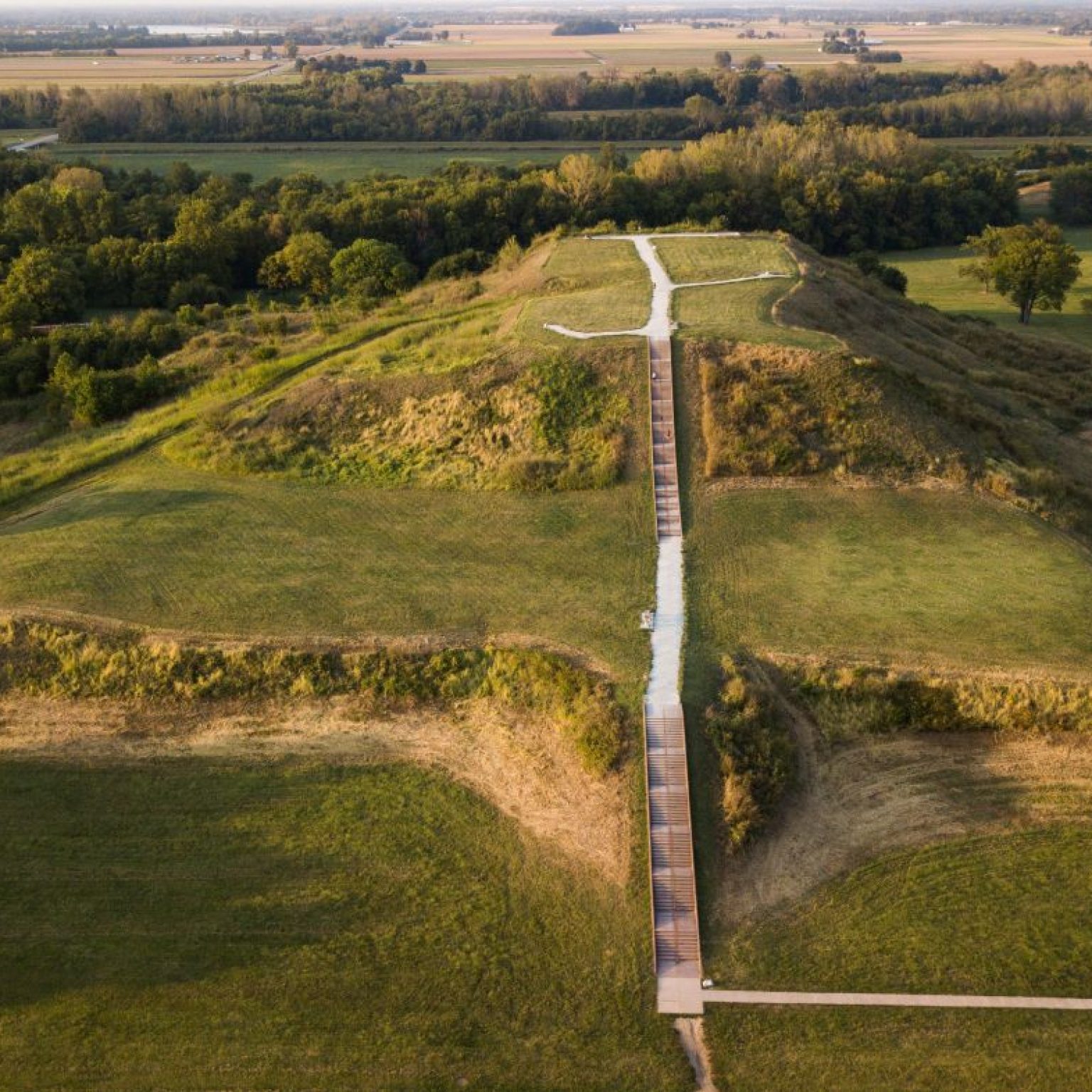 Places of Worship – Cahokia Mounds | The Review of Religions