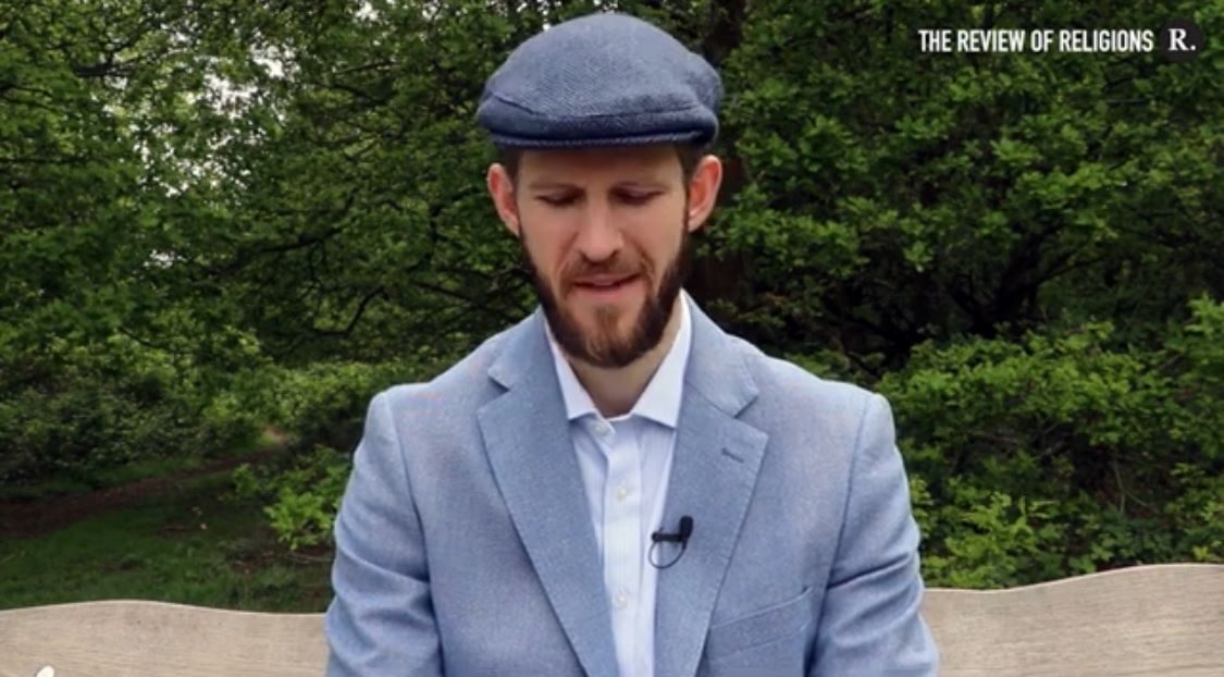 Law Teacher Finds Inner Peace | The Review of Religions